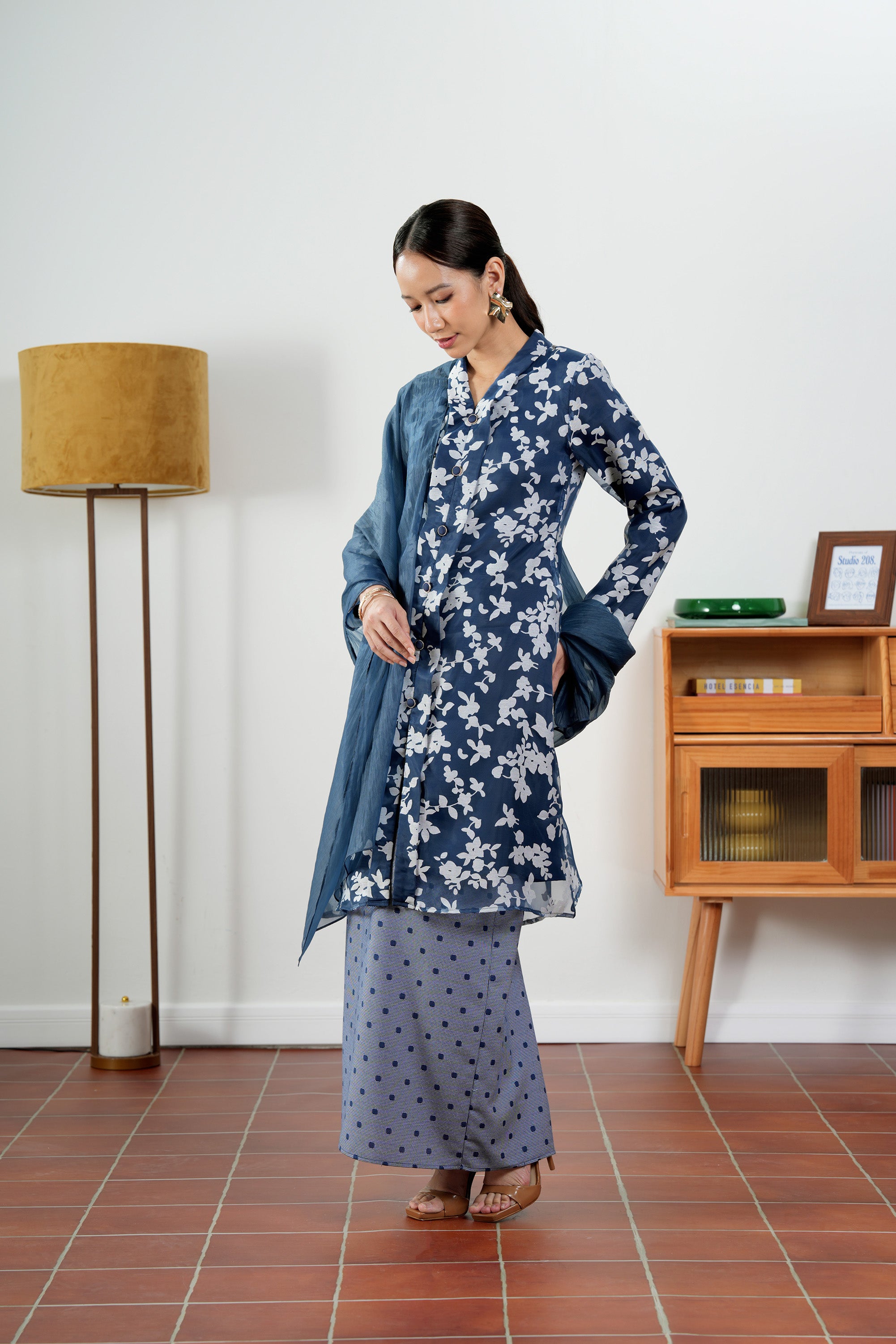 Sendja Suri - Dark Blue – Qhiam
